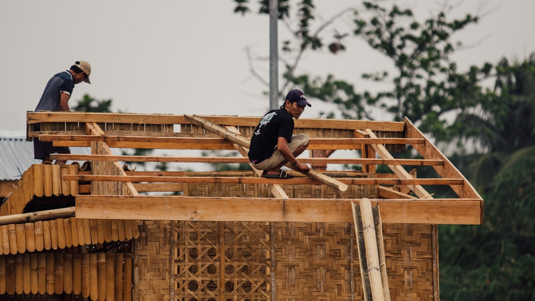 Labor Cost To Roof A House: 7 Hidden Costs
